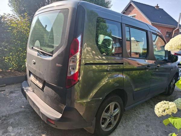 Grey Ford tourneo-connect 2019 in Kaunas, with an engine capacity of 1.00 L and mileage of 175 thousand km for 3650 €, photo 6 on AUTOMOTO.COM.LV