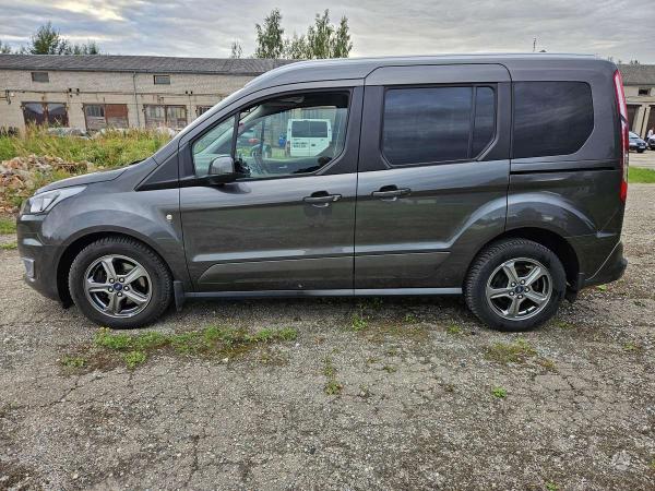 Pelēks Ford tourneo-connect 2020 Pasvalys, ar dzinēja tilpumu 1.50 L un nobraukumu 240 tūkst. km par 8750 €, foto 2 vietnē AUTOMOTO.COM.LV
