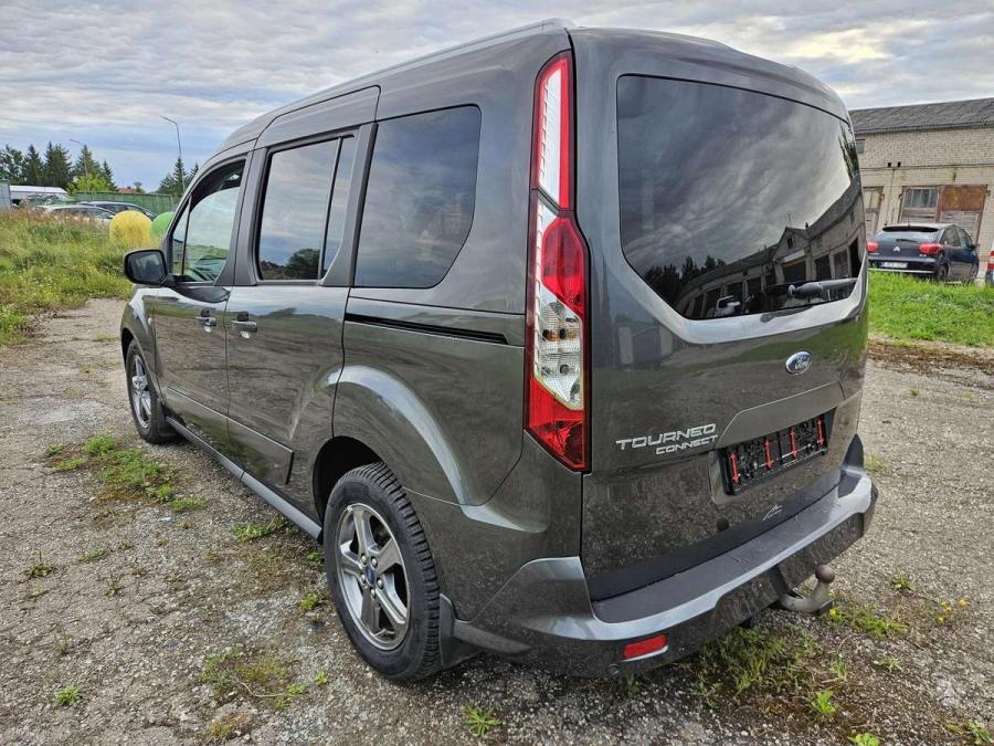 Pelēks Ford tourneo-connect 2020 Pasvalys, ar dzinēja tilpumu 1.50 L un nobraukumu 240 tūkst. km par 8750 €, foto 4 vietnē AUTOMOTO.COM.LV