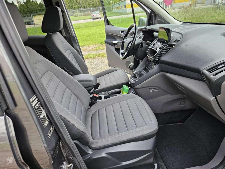 Pelēks Ford tourneo-connect 2020 Pasvalys, ar dzinēja tilpumu 1.50 L un nobraukumu 240 tūkst. km par 8750 €, foto 14 vietnē AUTOMOTO.COM.LV