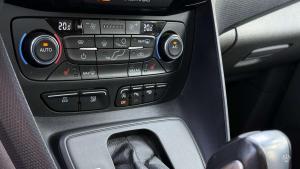 Grey Ford tourneo-connect 2021 in Ukmerge, with an engine capacity of 1.50 L and mileage of 192 thousand km for 11950 €, photo 25 on AUTOMOTO.COM.LV