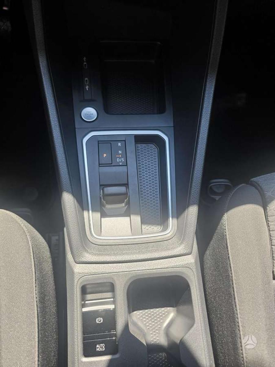 Pelēks Ford tourneo-connect 2025 Kauņa, ar dzinēja tilpumu 1.97 L un nobraukumu 12 tūkst. km par 26600 €, foto 11 vietnē AUTOMOTO.COM.LV