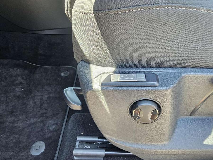 Pelēks Ford tourneo-connect 2025 Kauņa, ar dzinēja tilpumu 1.97 L un nobraukumu 12 tūkst. km par 26600 €, foto 19 vietnē AUTOMOTO.COM.LV