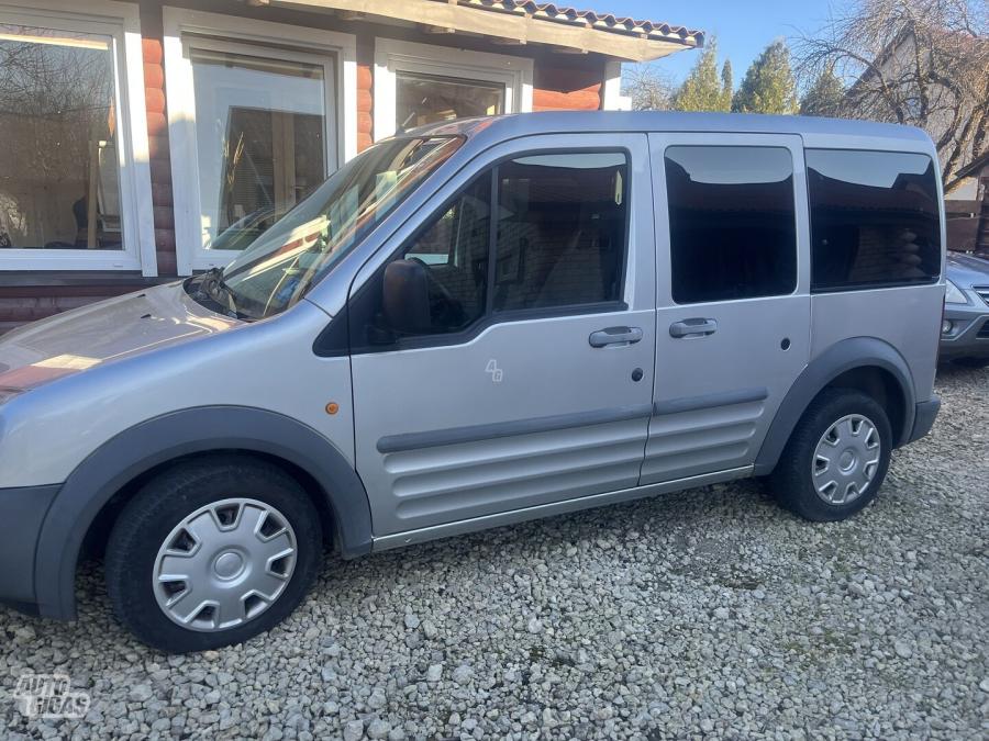 Ford tourneo-connect 2005 in Kretinga, with an engine capacity of 1.80 L and mileage of 199 thousand km for 3400 €, photo 1 on AUTOMOTO.COM.LV