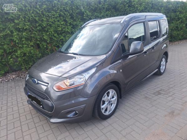 Ford tourneo-connect 2015 in Taurage, with an engine capacity of 1.00 L and mileage of 208 thousand km for 4699 €, photo 1 on AUTOMOTO.COM.LV