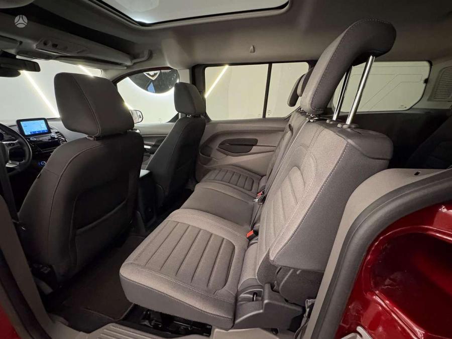 White Ford tourneo-connect 2020 in Marijampole, with an engine capacity of 1.50 L and mileage of 255 thousand km for 12750 €, photo 9 on AUTOMOTO.COM.LV