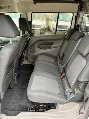 White Ford tourneo-connect 2021 in Vilnius, with an engine capacity of 1.50 L and mileage of 116 thousand km for 16900 €, photo 17 on AUTOMOTO.COM.LV
