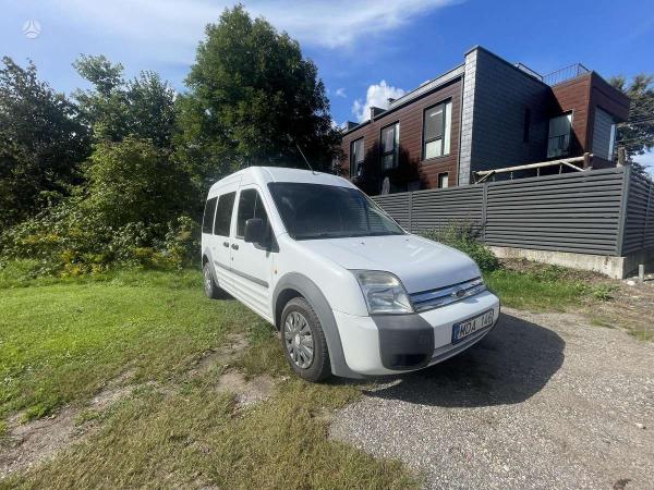 White Ford tourneo-connect 2008 in Kaunas, with an engine capacity of 1.75 L and mileage of 255 thousand km for 3500 €, photo 3 on AUTOMOTO.COM.LV