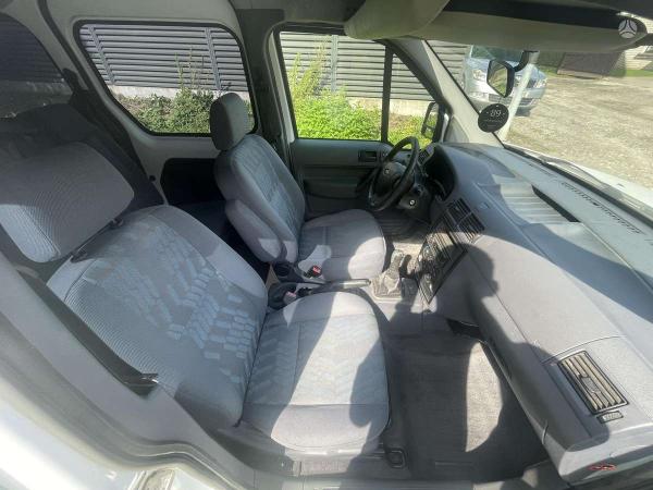 White Ford tourneo-connect 2008 in Kaunas, with an engine capacity of 1.75 L and mileage of 255 thousand km for 3500 €, photo 11 on AUTOMOTO.COM.LV