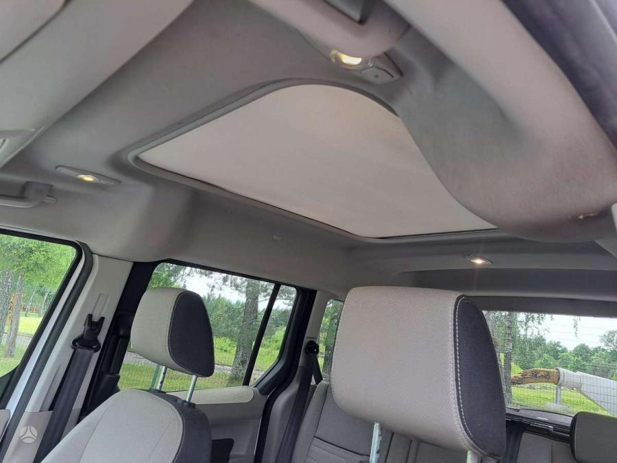 Balts Ford tourneo-connect 2014 Tauragė, ar dzinēja tilpumu 1.56 L un nobraukumu 250 tūkst. km par 5800 €, foto 13 vietnē AUTOMOTO.COM.LV