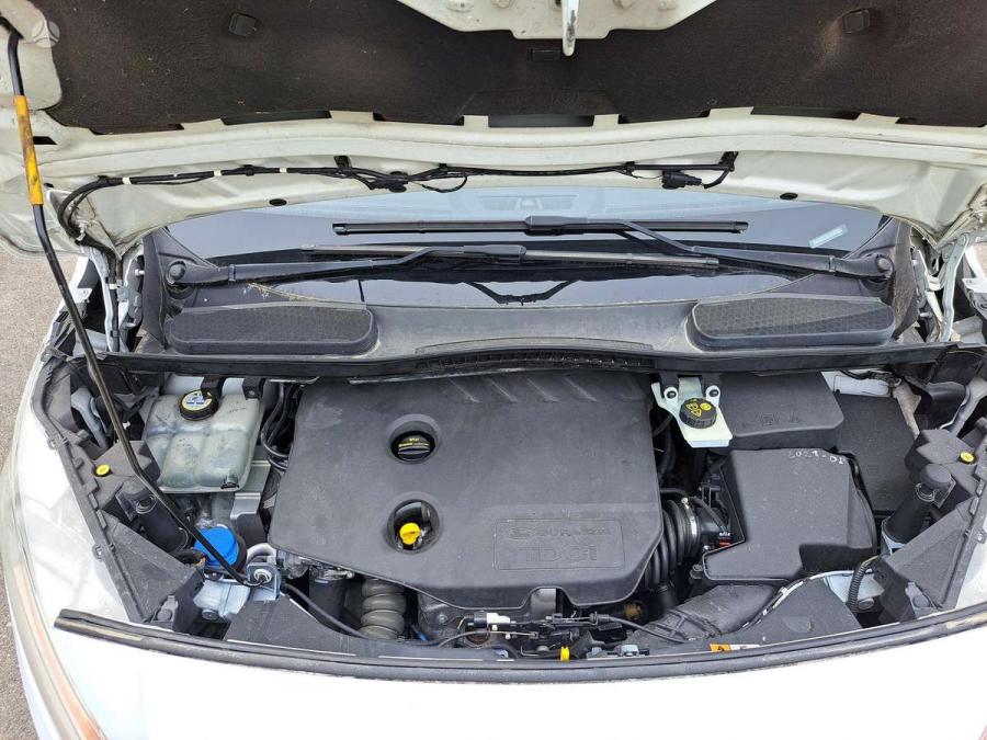 Balts Ford tourneo-connect 2014 Tauragė, ar dzinēja tilpumu 1.56 L un nobraukumu 250 tūkst. km par 5800 €, foto 15 vietnē AUTOMOTO.COM.LV