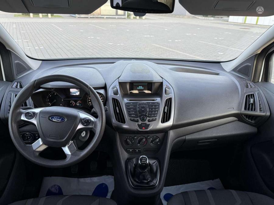 White Ford tourneo-connect 2014 in Raseiniai, with an engine capacity of 1.56 L and mileage of 211 thousand km for 6999 €, photo 12 on AUTOMOTO.COM.LV