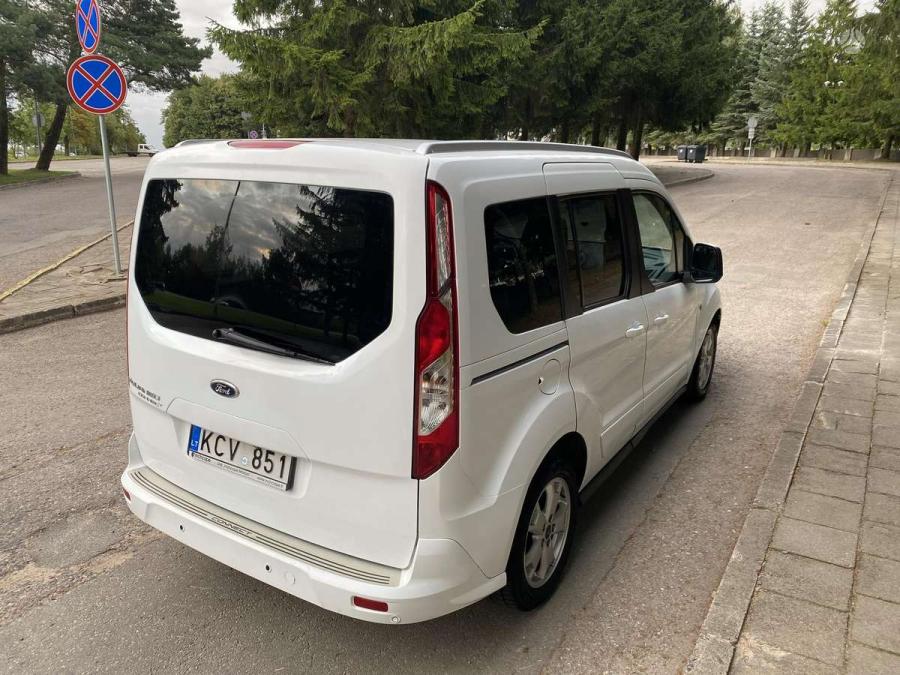 Balts Ford tourneo-connect 2015 Šauļi, ar dzinēja tilpumu 1.50 L un nobraukumu 590 tūkst. km par 3950 €, foto 4 vietnē AUTOMOTO.COM.LV
