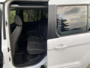 Balts Ford tourneo-connect 2015 Šauļi, ar dzinēja tilpumu 1.50 L un nobraukumu 590 tūkst. km par 3950 €, foto 13 vietnē AUTOMOTO.COM.LV