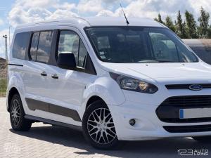 White Ford tourneo-connect 2017 in Taurage, with an engine capacity of 1.50 L and mileage of 239 thousand km for 6700 €, photo 5 on AUTOMOTO.COM.LV