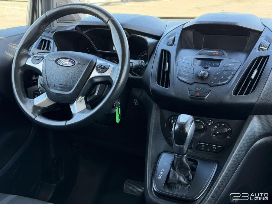 White Ford tourneo-connect 2017 in Taurage, with an engine capacity of 1.50 L and mileage of 239 thousand km for 6700 €, photo 15 on AUTOMOTO.COM.LV