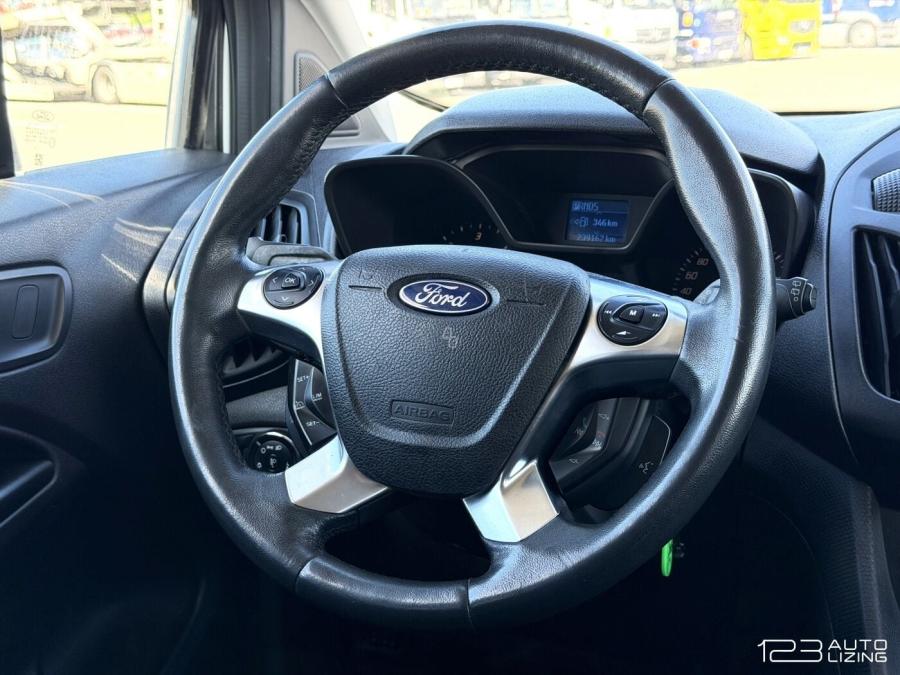White Ford tourneo-connect 2017 in Taurage, with an engine capacity of 1.50 L and mileage of 239 thousand km for 6700 €, photo 16 on AUTOMOTO.COM.LV