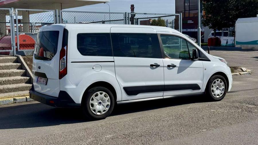 Balts Ford tourneo-connect 2017 Klaipėda, ar dzinēja tilpumu 1.50 L un nobraukumu 219 tūkst. km par 7000 €, foto 5 vietnē AUTOMOTO.COM.LV