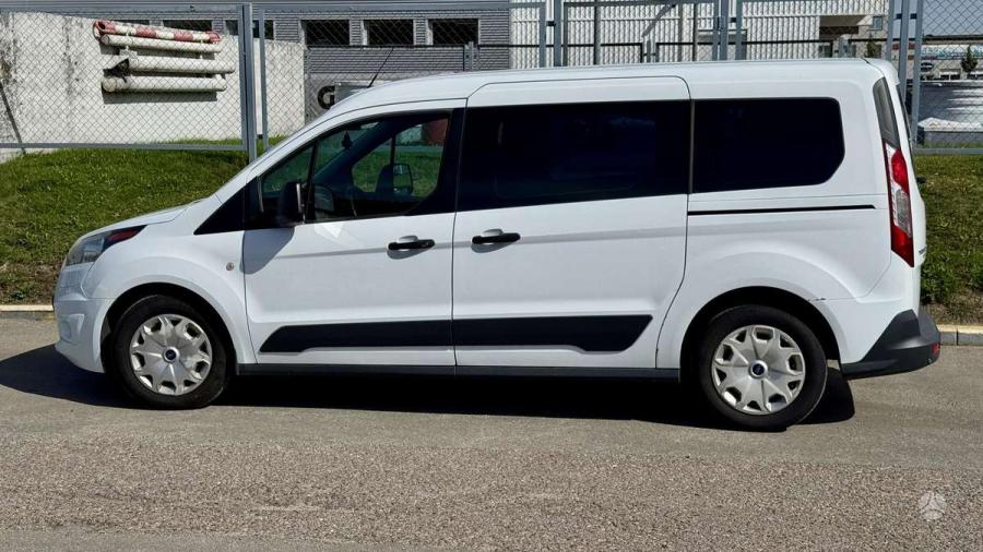Balts Ford tourneo-connect 2017 Klaipėda, ar dzinēja tilpumu 1.50 L un nobraukumu 219 tūkst. km par 7000 €, foto 6 vietnē AUTOMOTO.COM.LV