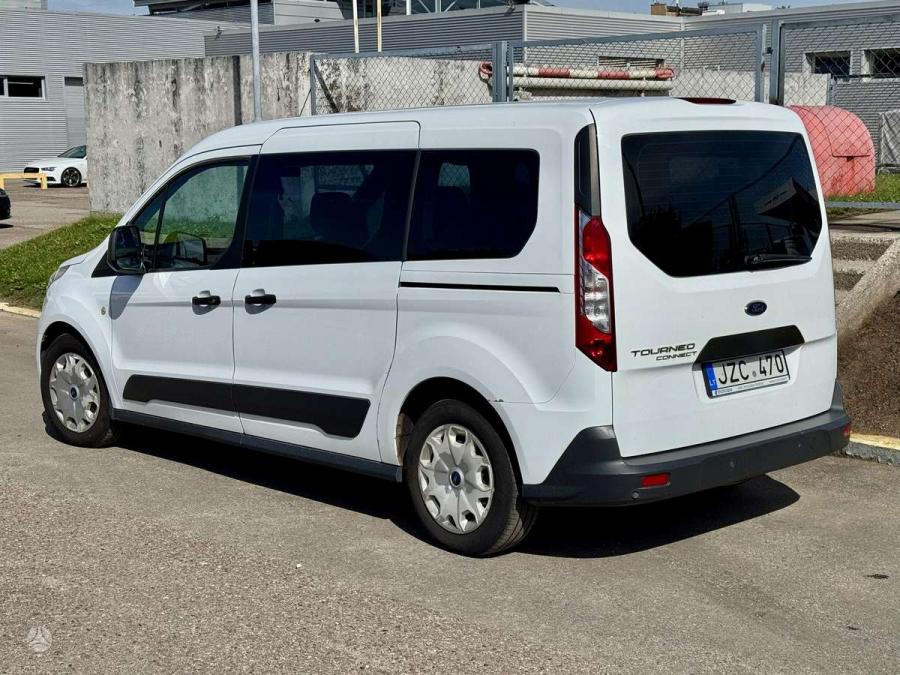 Balts Ford tourneo-connect 2017 Klaipėda, ar dzinēja tilpumu 1.50 L un nobraukumu 219 tūkst. km par 7000 €, foto 7 vietnē AUTOMOTO.COM.LV