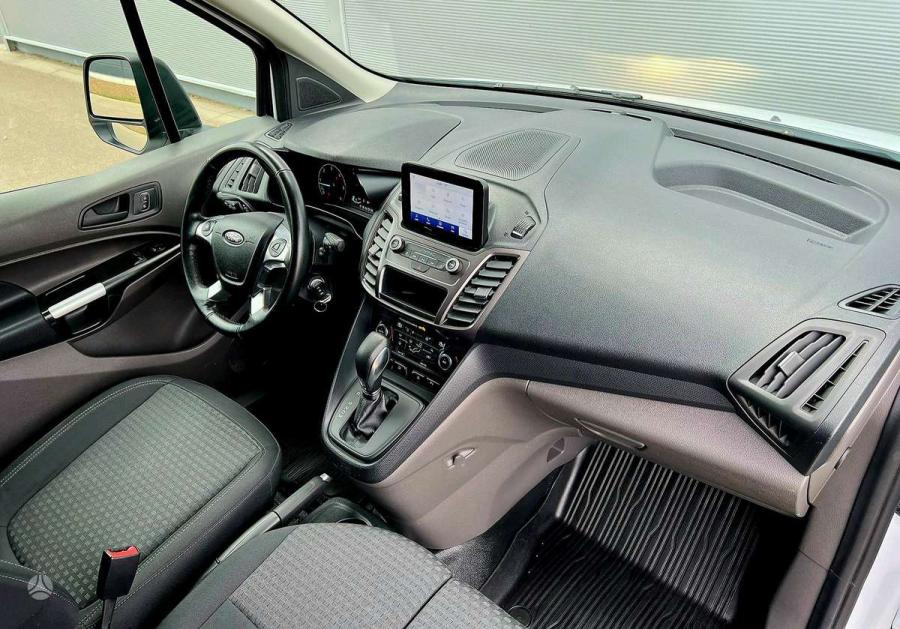 Balts Ford tourneo-connect 2020 Utena, ar dzinēja tilpumu 1.50 L un nobraukumu 157 tūkst. km par 10850 €, foto 31 vietnē AUTOMOTO.COM.LV