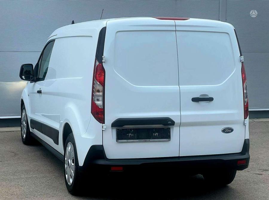 Balts Ford tourneo-connect 2020 Utena, ar dzinēja tilpumu 1.50 L un nobraukumu 157 tūkst. km par 10850 €, foto 36 vietnē AUTOMOTO.COM.LV