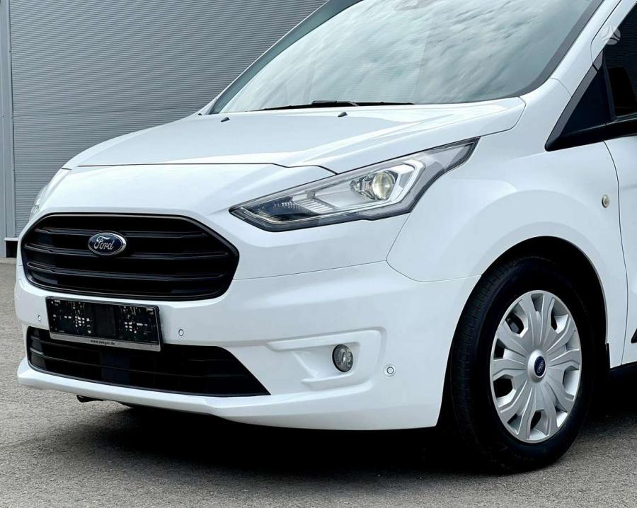 Balts Ford tourneo-connect 2020 Utena, ar dzinēja tilpumu 1.50 L un nobraukumu 157 tūkst. km par 10850 €, foto 39 vietnē AUTOMOTO.COM.LV