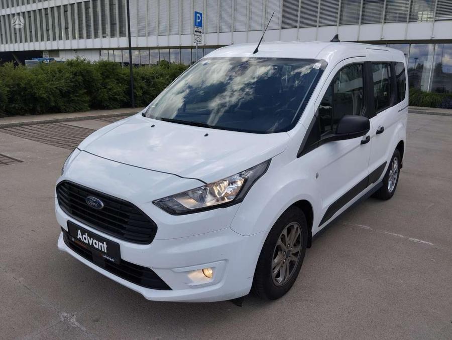 White Ford tourneo-connect 2022 in Vilnius, with an engine capacity of 1.50 L and mileage of 168 thousand km for 11990 €, photo 1 on AUTOMOTO.COM.LV