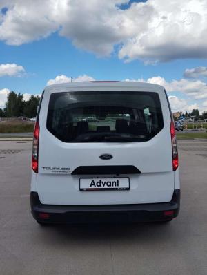 White Ford tourneo-connect 2022 in Vilnius, with an engine capacity of 1.50 L and mileage of 168 thousand km for 11990 €, photo 37 on AUTOMOTO.COM.LV