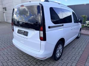 White Ford tourneo-connect 2023 in Kaunas, with an engine capacity of 1.97 L and mileage of 86 thousand km for 16500 €, photo 4 on AUTOMOTO.COM.LV