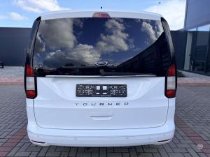 White Ford tourneo-connect 2023 in Kaunas, with an engine capacity of 1.97 L and mileage of 86 thousand km for 16500 €, photo 5 on AUTOMOTO.COM.LV