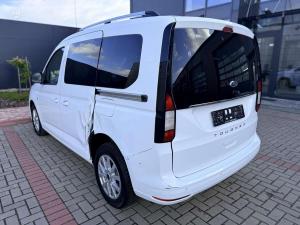 White Ford tourneo-connect 2023 in Kaunas, with an engine capacity of 1.97 L and mileage of 86 thousand km for 16500 €, photo 6 on AUTOMOTO.COM.LV