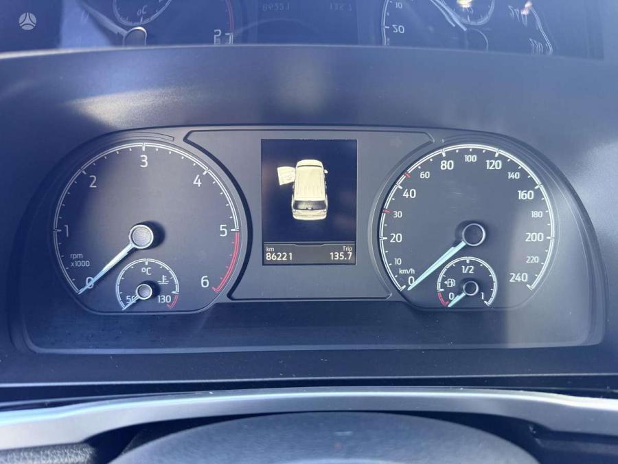 White Ford tourneo-connect 2023 in Kaunas, with an engine capacity of 1.97 L and mileage of 86 thousand km for 16500 €, photo 18 on AUTOMOTO.COM.LV