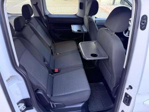 White Ford tourneo-connect 2023 in Kaunas, with an engine capacity of 1.97 L and mileage of 86 thousand km for 16500 €, photo 29 on AUTOMOTO.COM.LV