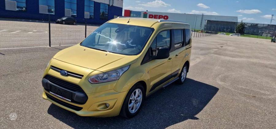 Yellow Ford tourneo-connect 2015 in Kaunas, with an engine capacity of 1.56 L and mileage of 290 thousand km for 6550 €, photo 3 on AUTOMOTO.COM.LV