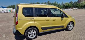 Yellow Ford tourneo-connect 2015 in Kaunas, with an engine capacity of 1.56 L and mileage of 290 thousand km for 6550 €, photo 7 on AUTOMOTO.COM.LV