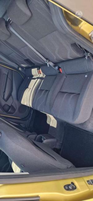 Yellow Ford tourneo-connect 2015 in Kaunas, with an engine capacity of 1.56 L and mileage of 290 thousand km for 6550 €, photo 12 on AUTOMOTO.COM.LV