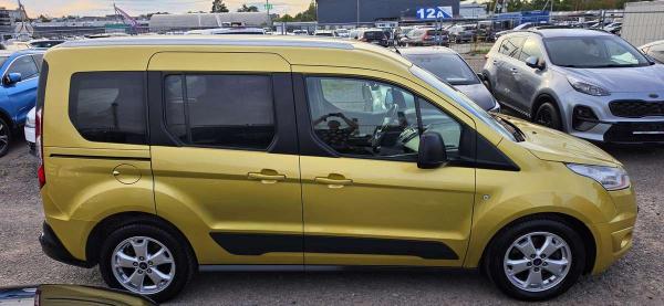 Dzeltens Ford tourneo-connect 2015 Kauņa, ar dzinēja tilpumu 1.56 L un nobraukumu 290 tūkst. km par 6500 €, foto 5 vietnē AUTOMOTO.COM.LV