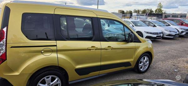 Dzeltens Ford tourneo-connect 2015 Kauņa, ar dzinēja tilpumu 1.56 L un nobraukumu 290 tūkst. km par 6500 €, foto 6 vietnē AUTOMOTO.COM.LV