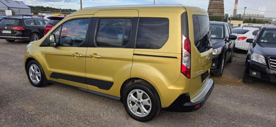 Dzeltens Ford tourneo-connect 2015 Kauņa, ar dzinēja tilpumu 1.56 L un nobraukumu 290 tūkst. km par 6500 €, foto 7 vietnē AUTOMOTO.COM.LV