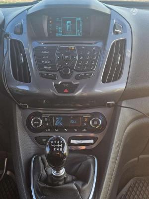 Dzeltens Ford tourneo-connect 2015 Kauņa, ar dzinēja tilpumu 1.56 L un nobraukumu 241 tūkst. km par 6999 €, foto 16 vietnē AUTOMOTO.COM.LV