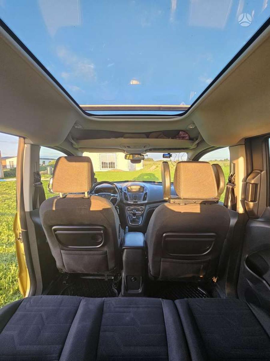 Dzeltens Ford tourneo-connect 2015 Kauņa, ar dzinēja tilpumu 1.56 L un nobraukumu 241 tūkst. km par 6999 €, foto 23 vietnē AUTOMOTO.COM.LV