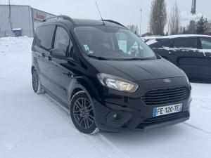 Black Ford tourneo-courier 2019 in Taurage, with an engine capacity of 1.00 L and mileage of 126 thousand km for 6499 €, photo 3 on AUTOMOTO.COM.LV