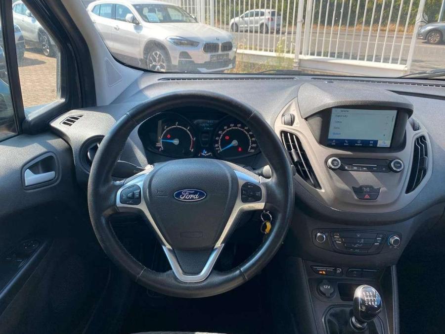 Grey Ford tourneo-courier 2022 in Vilnius, with an engine capacity of 1.50 L and mileage of 143 thousand km for 11979 €, photo 10 on AUTOMOTO.COM.LV