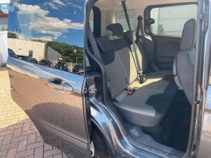 Grey Ford tourneo-courier 2022 in Vilnius, with an engine capacity of 1.50 L and mileage of 143 thousand km for 11979 €, photo 15 on AUTOMOTO.COM.LV