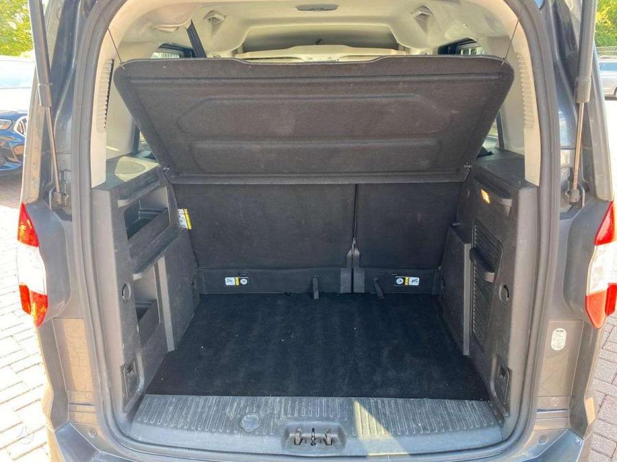 Grey Ford tourneo-courier 2022 in Vilnius, with an engine capacity of 1.50 L and mileage of 143 thousand km for 11979 €, photo 17 on AUTOMOTO.COM.LV