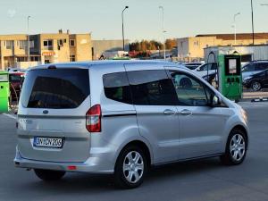 Grey Ford tourneo-courier 2016 in Siauliai, with an engine capacity of 1.00 L and mileage of 150 thousand km for 4900 €, photo 8 on AUTOMOTO.COM.LV