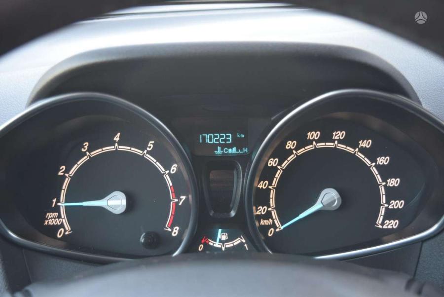 Pelēks Ford tourneo-courier 2016 Viļņa, ar dzinēja tilpumu 1.00 L un nobraukumu 171 tūkst. km par 5350 €, foto 18 vietnē AUTOMOTO.COM.LV