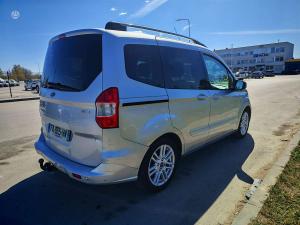 Серый Форд Tourneo Courier 2018 в Таураге, объемом двигателя 1.00 л и пробегом 111 тыс. км за 4200 €, фото 6 на AUTOMOTO.COM.LV