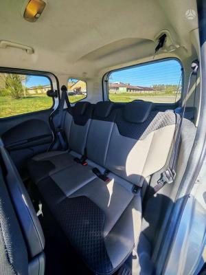 Серый Форд Tourneo Courier 2018 в Таураге, объемом двигателя 1.00 л и пробегом 111 тыс. км за 4200 €, фото 11 на AUTOMOTO.COM.LV